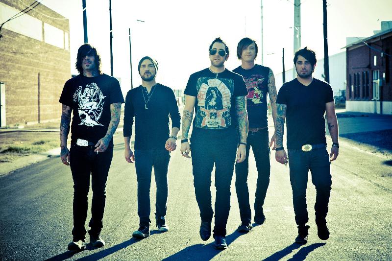 AtariCoolKids 2 "The MTV Of Blogs": MAN MADE MACHINE SIGNS WITH RAZOR & TIE