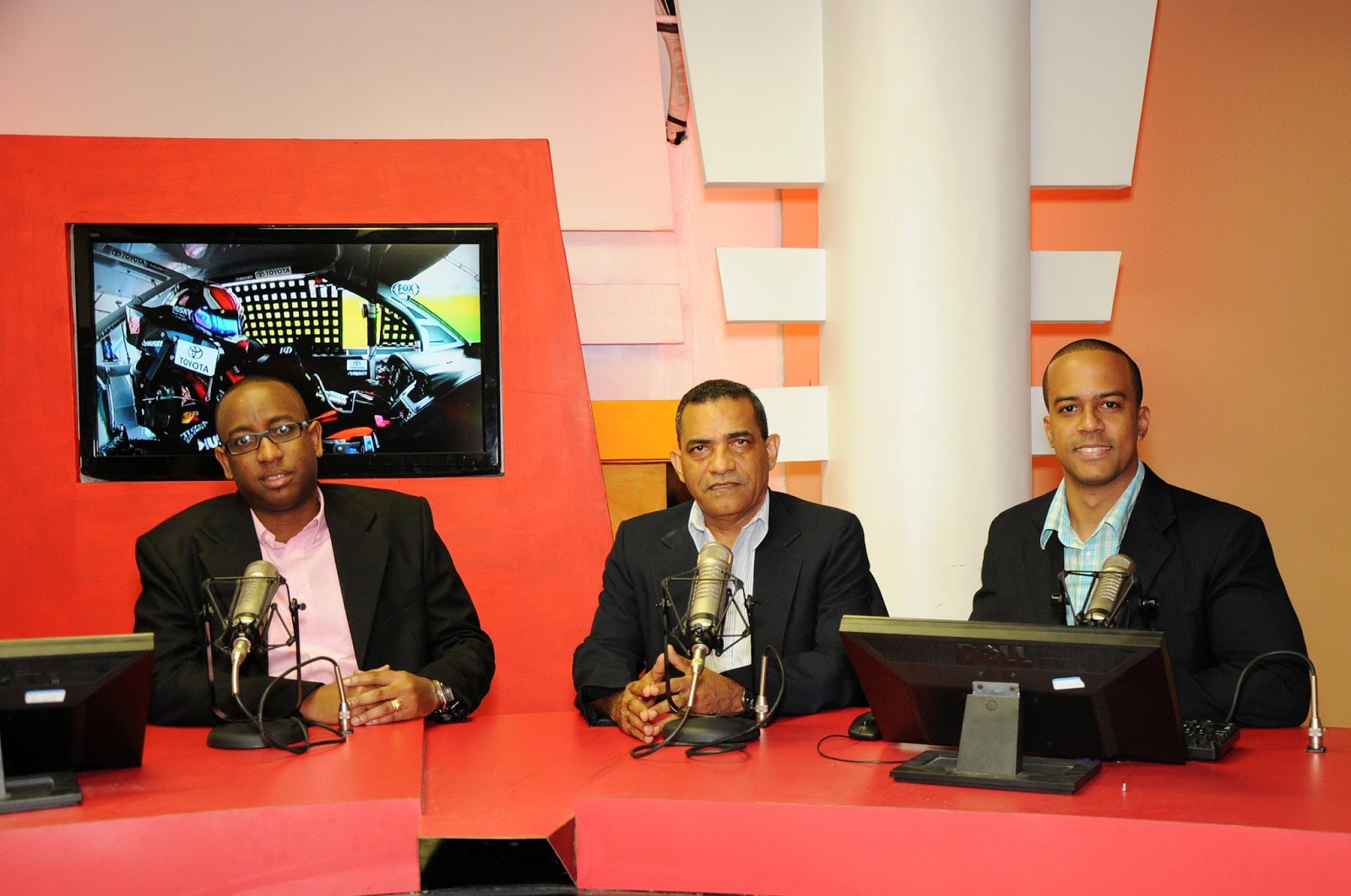 Anuncian programa de radio Tribuna Deportiva por ESPN 104.5 FM