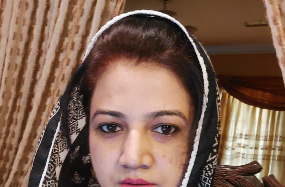 Jumbo Infomedia Blog: Author Asma Hasan showered with praise in Mayar-e ...