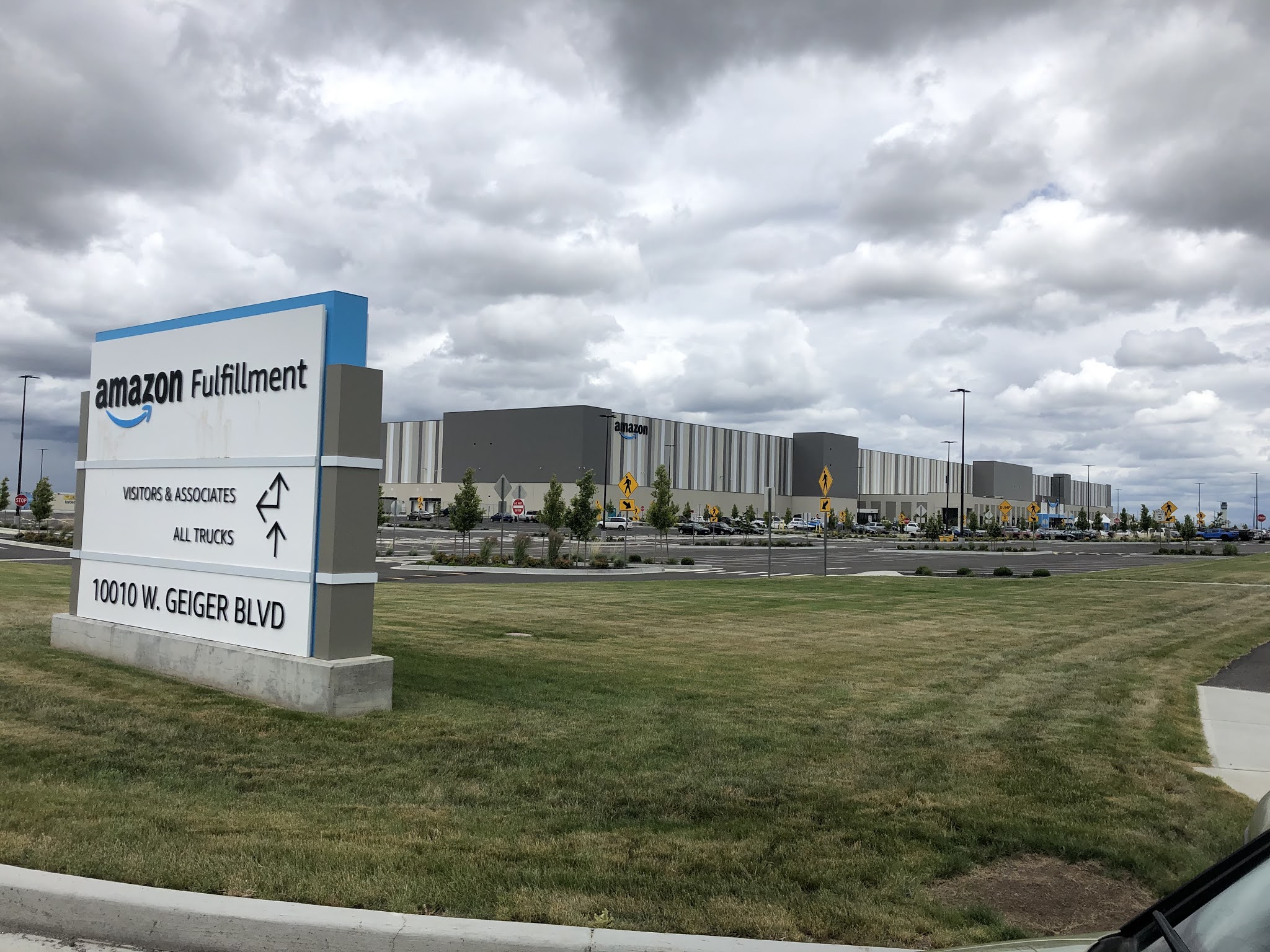 Inland Northwest Business Watch: Plans show possible " delivery station ...