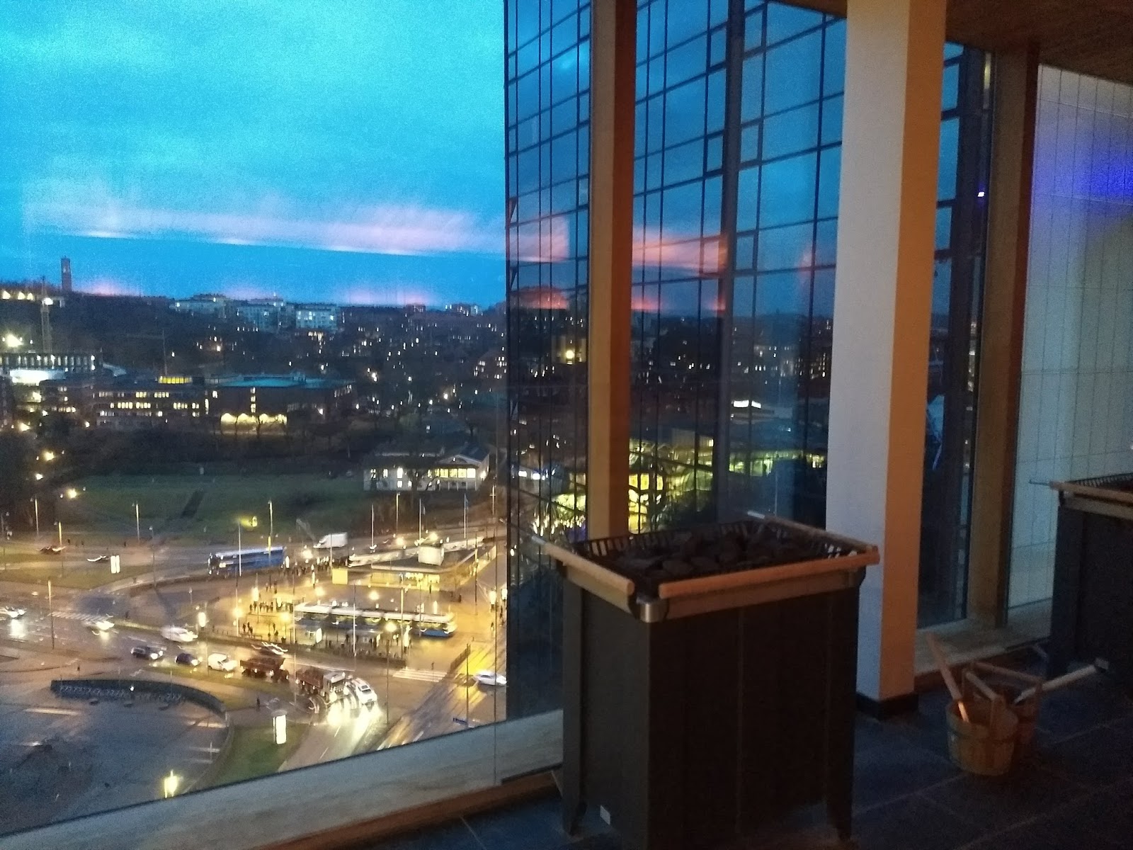 Skiing the Planet: Upper House Spa. Wow.