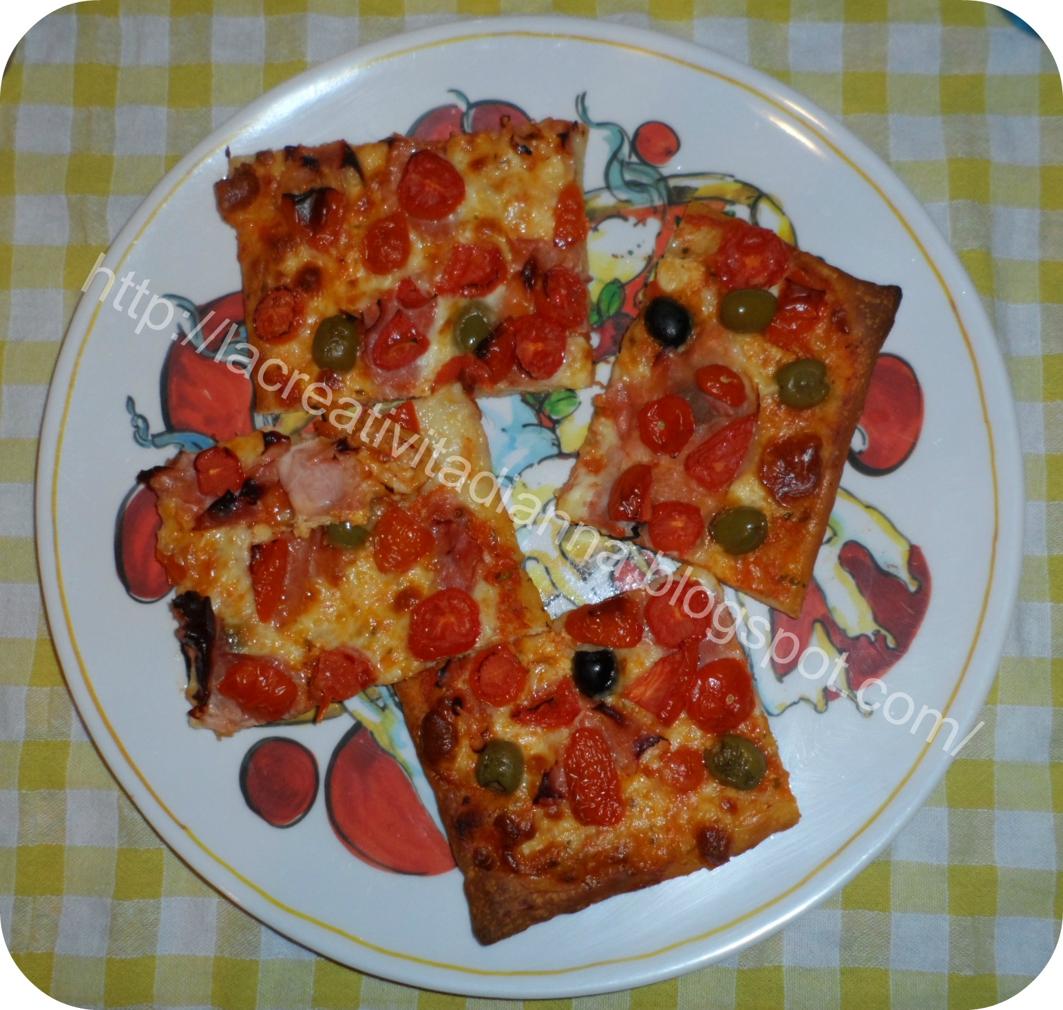 La Creatività di Anna!!!: Pizza grande rettangolare e mini pizza rotonda!