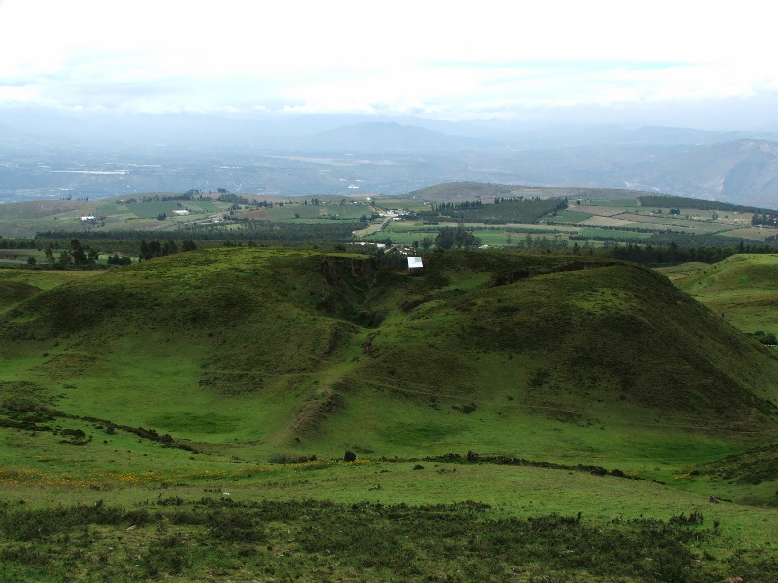 Andean Trekker: Cochasqui Pre-Inca Pyramids