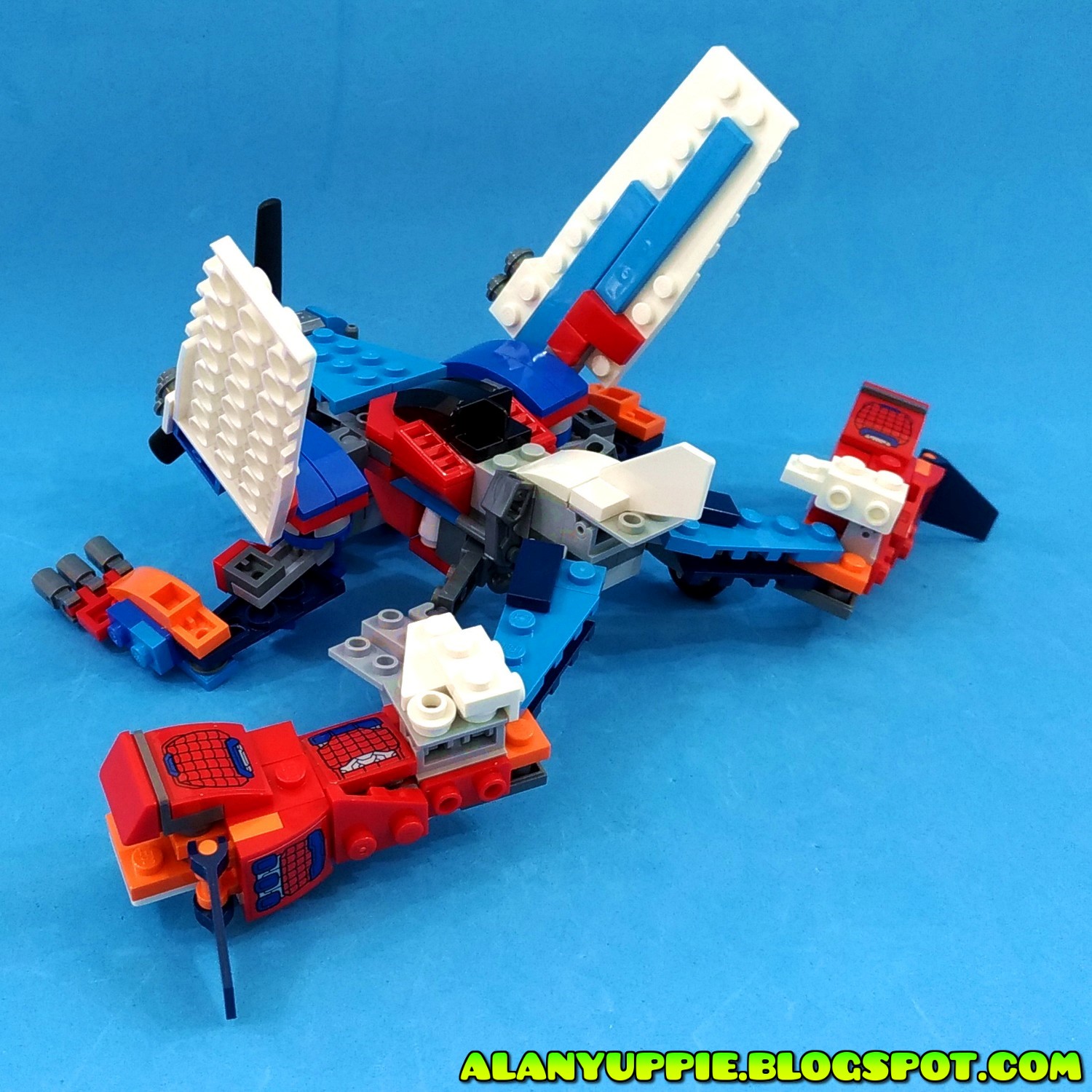 Alanyuppie's LEGO Transformers: Video Tutorial: Transformer Spiderplane ...