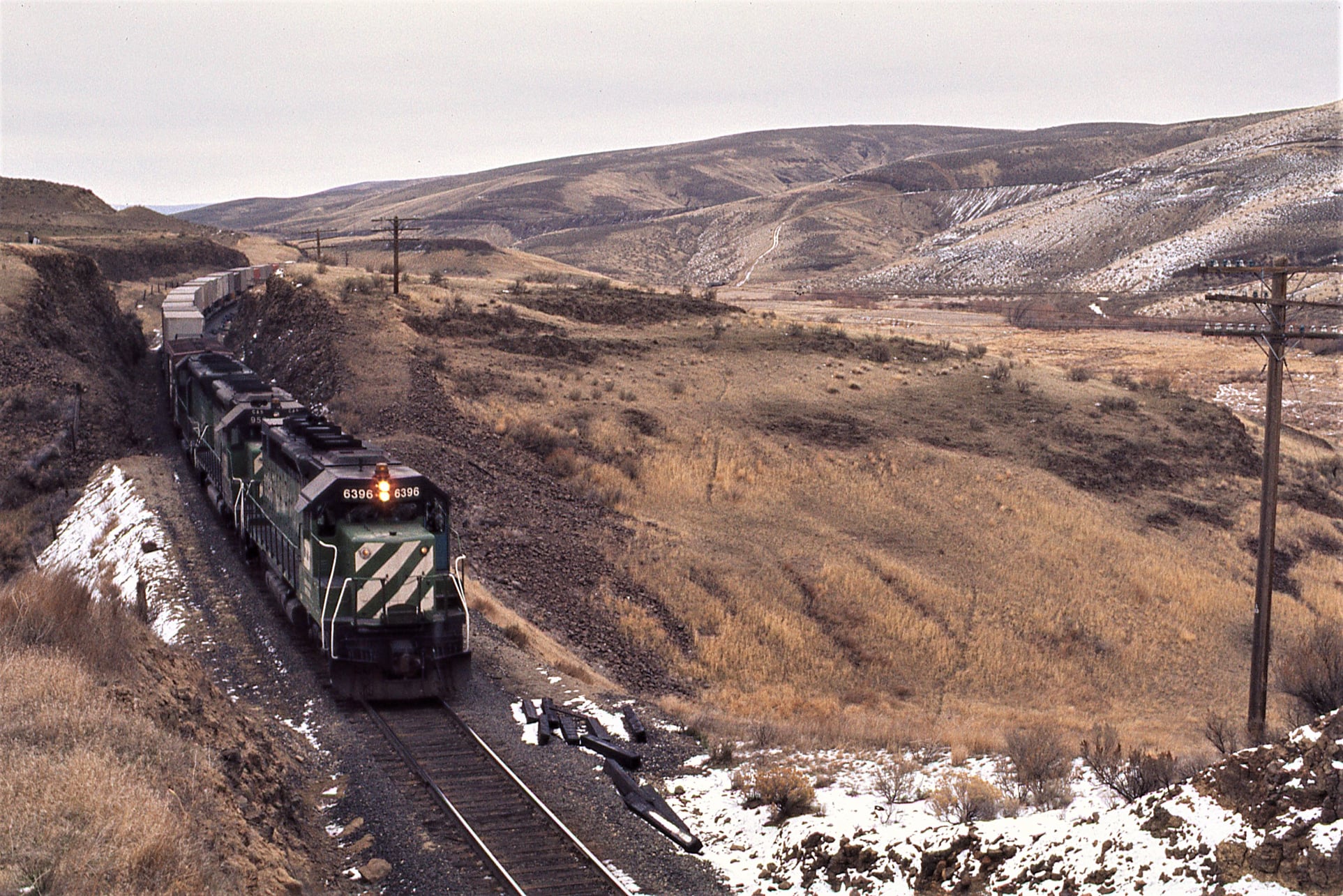 Big Bend Railroad History: 1975 BN Train At Trinidad