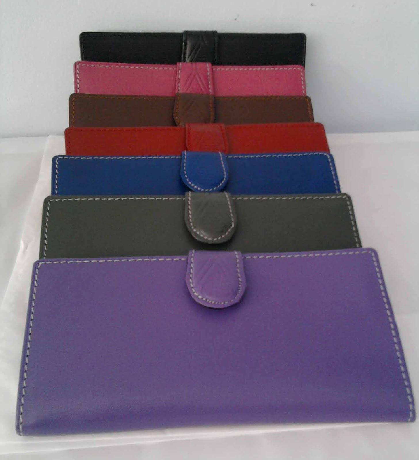 Produk Kulit Asli Magetan: Dompet kulit Magetan