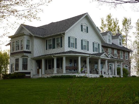 Beautiful farmhouses | Beautiful farmhouse wallpapers | Natural ...