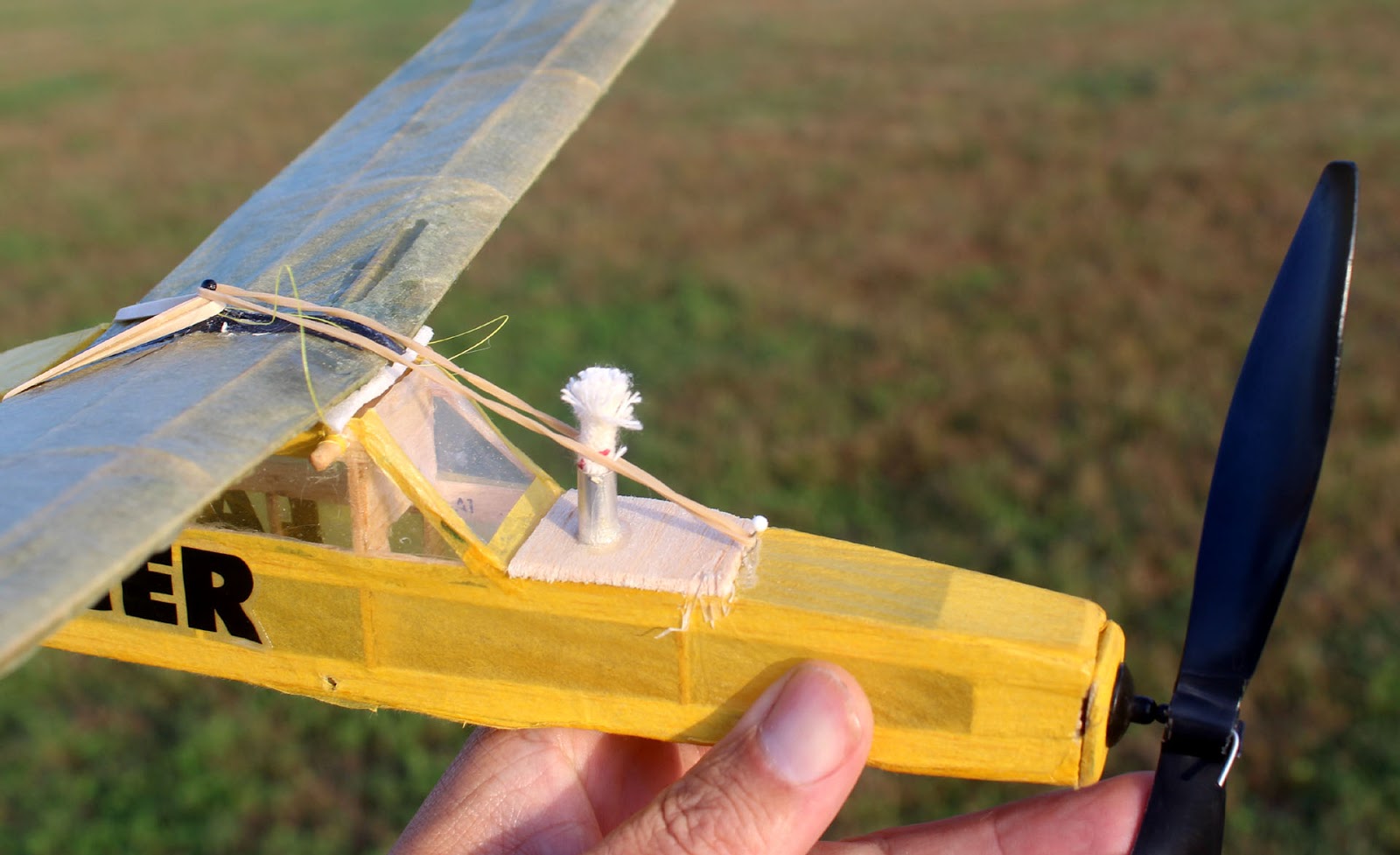 Scienceguyorg Ramblings: I Have a Short Fuse – on Guillows Lancer