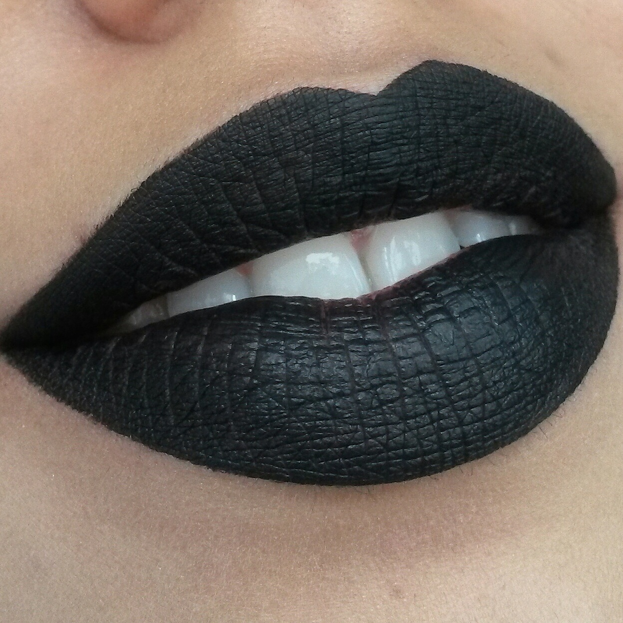 poutnshout: My lime crime velvetines collection- bumper review and swatches