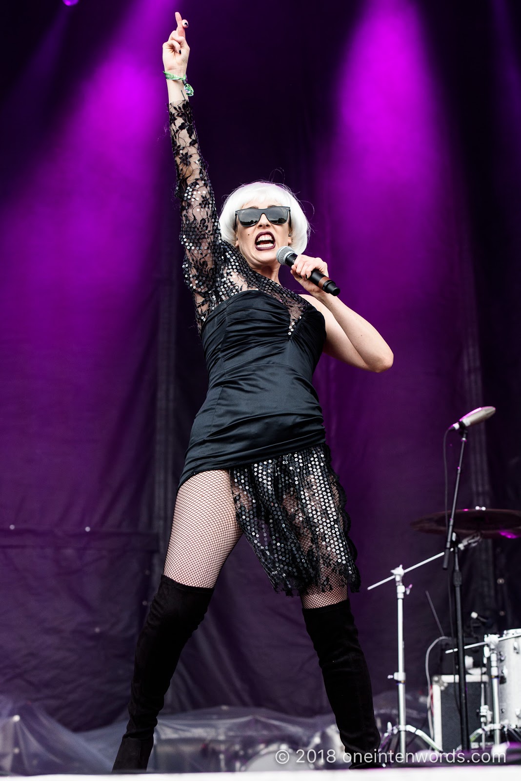 one in ten words: Field Trip 2018: Day 2: Allie X on the Garrison Stage ...