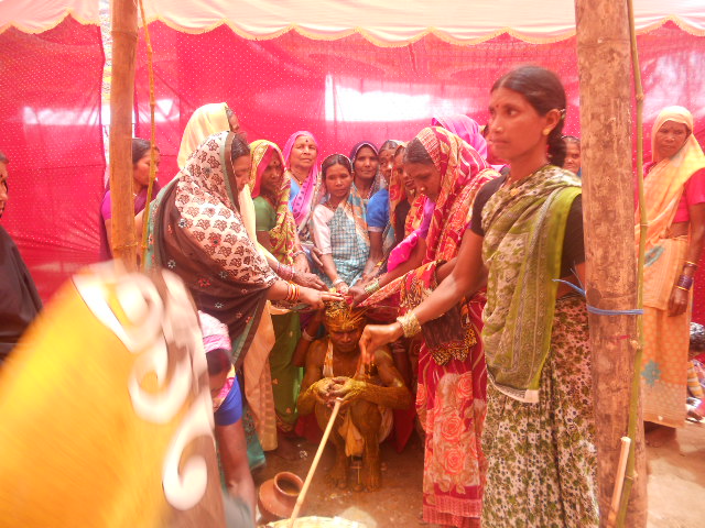 GONDMAHASABHA: GOND SAMAJ ME SAMUHIK SAMAJIK VIVAH