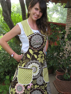 Homestead Revival: Momo Made It Aprons!