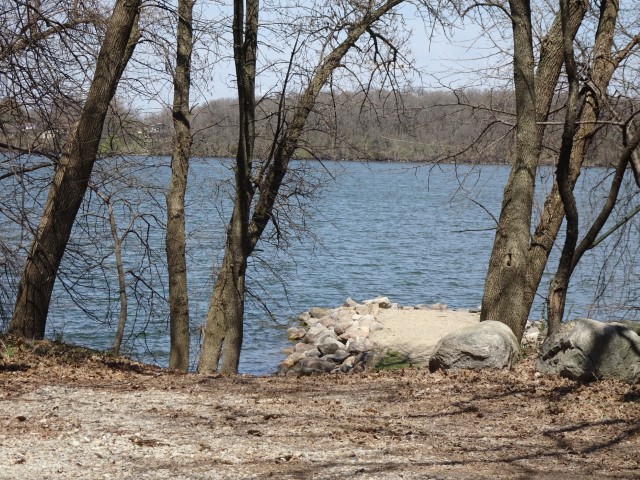 Walkabout With Wheels Blog: Driving Around Northern Iowa: Crystal Lake