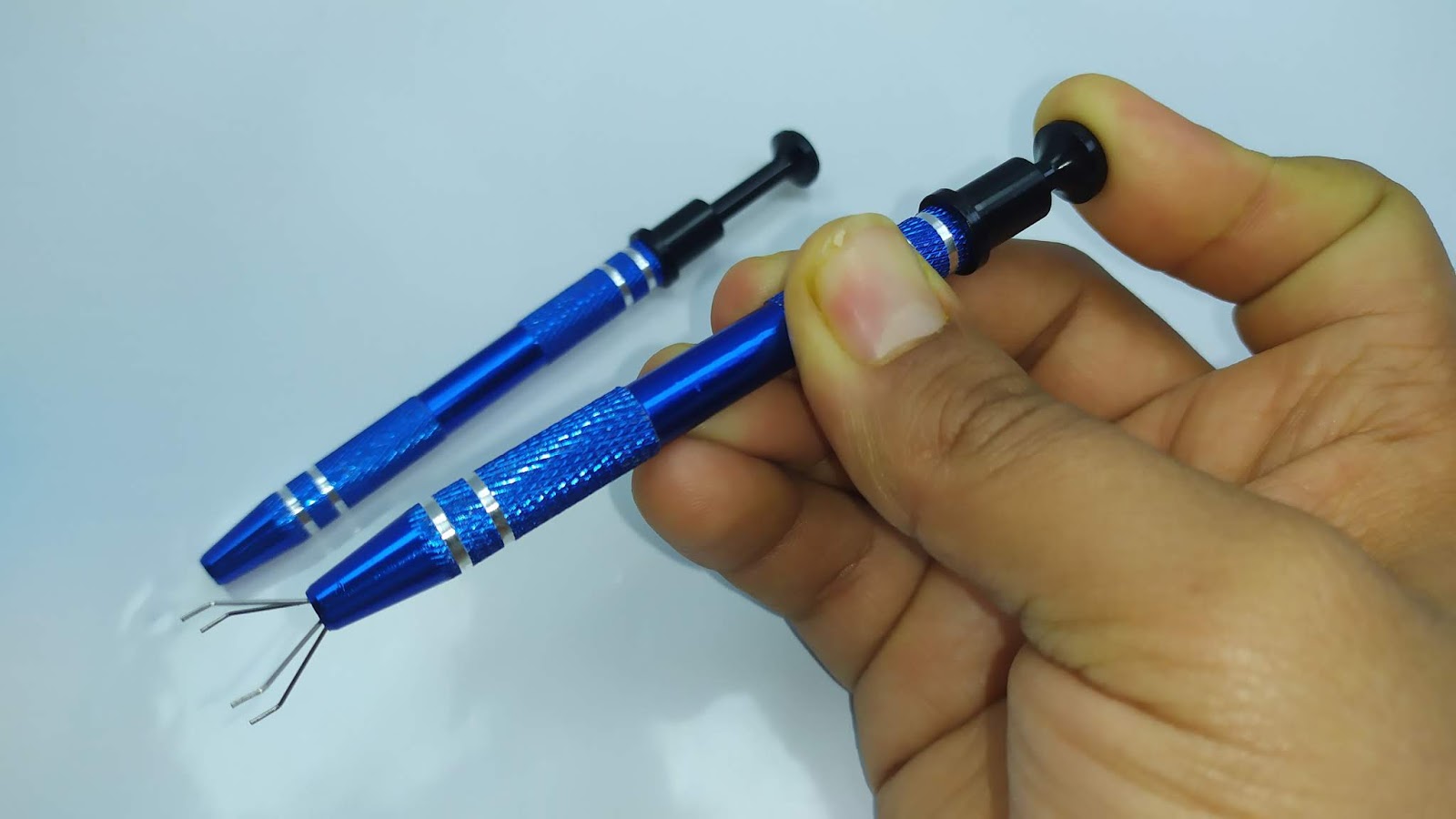 نازع - لاقط - ماسك المركبات الالكترونية Electronic Component Grabber IC ...