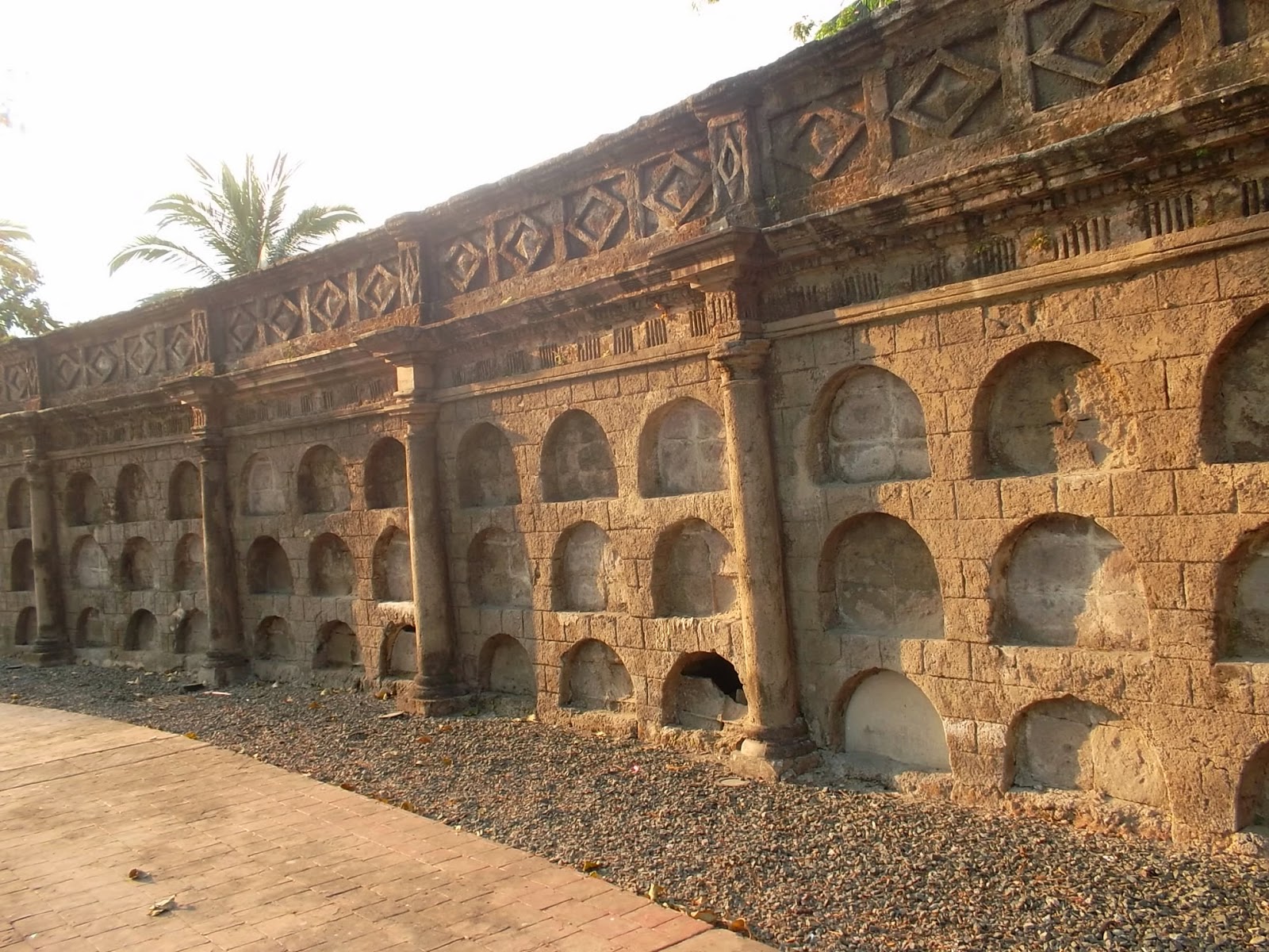 Konted's Make My Day 2: Paco Park: Enchantingly Beautiful