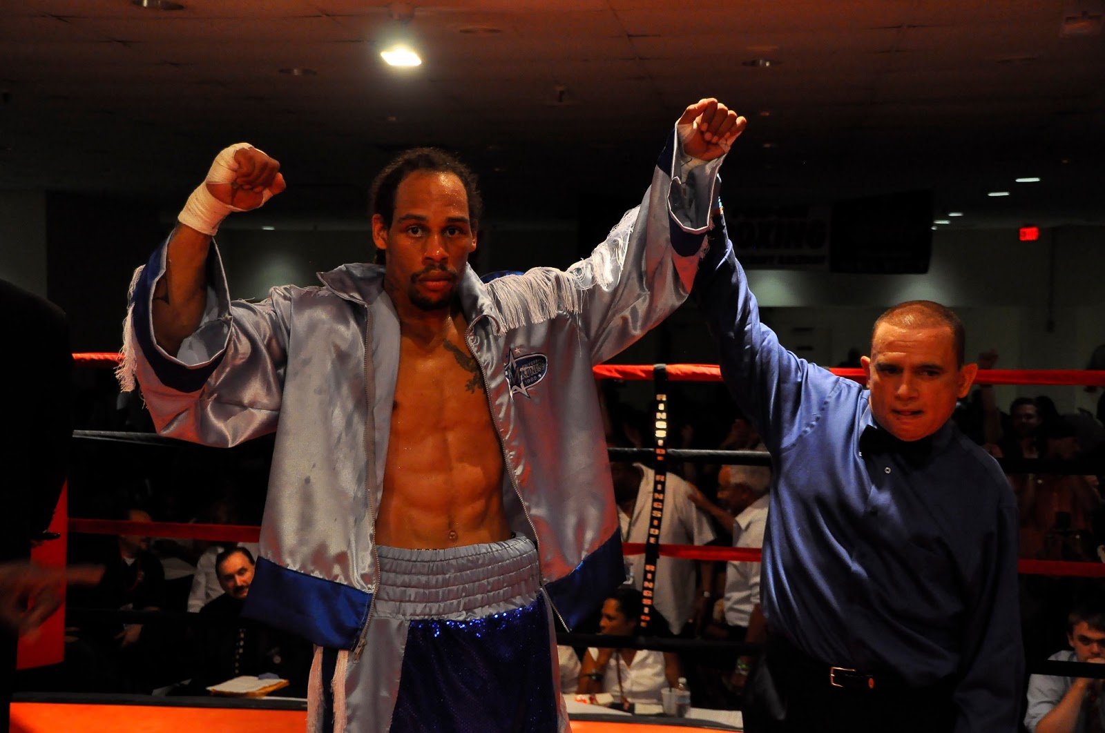 Boxing Along The Beltway: Johnson Wins Unanimous Decision!