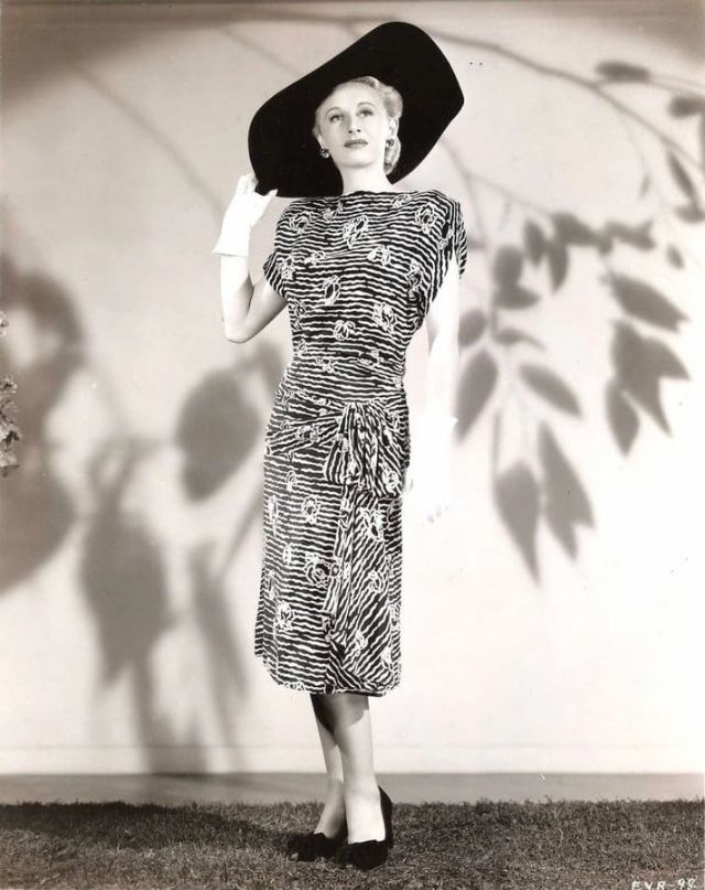 Beautiful Photos of Czech Figure Skater and Actress Vera Ralston in the ...