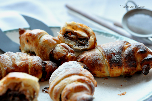 Cocina con gusto: Cuernos de crema de cacao