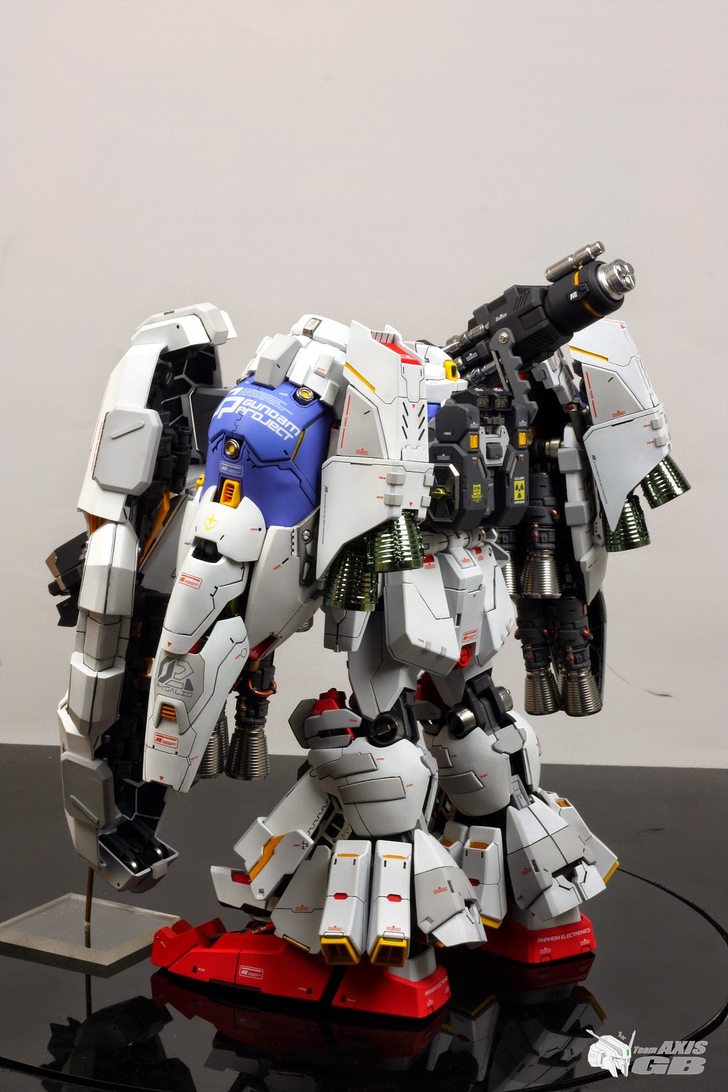 GUNDAM GUY: G-System 1/60 RX-78 GP02A Gundam "Physalis" - Painted Build