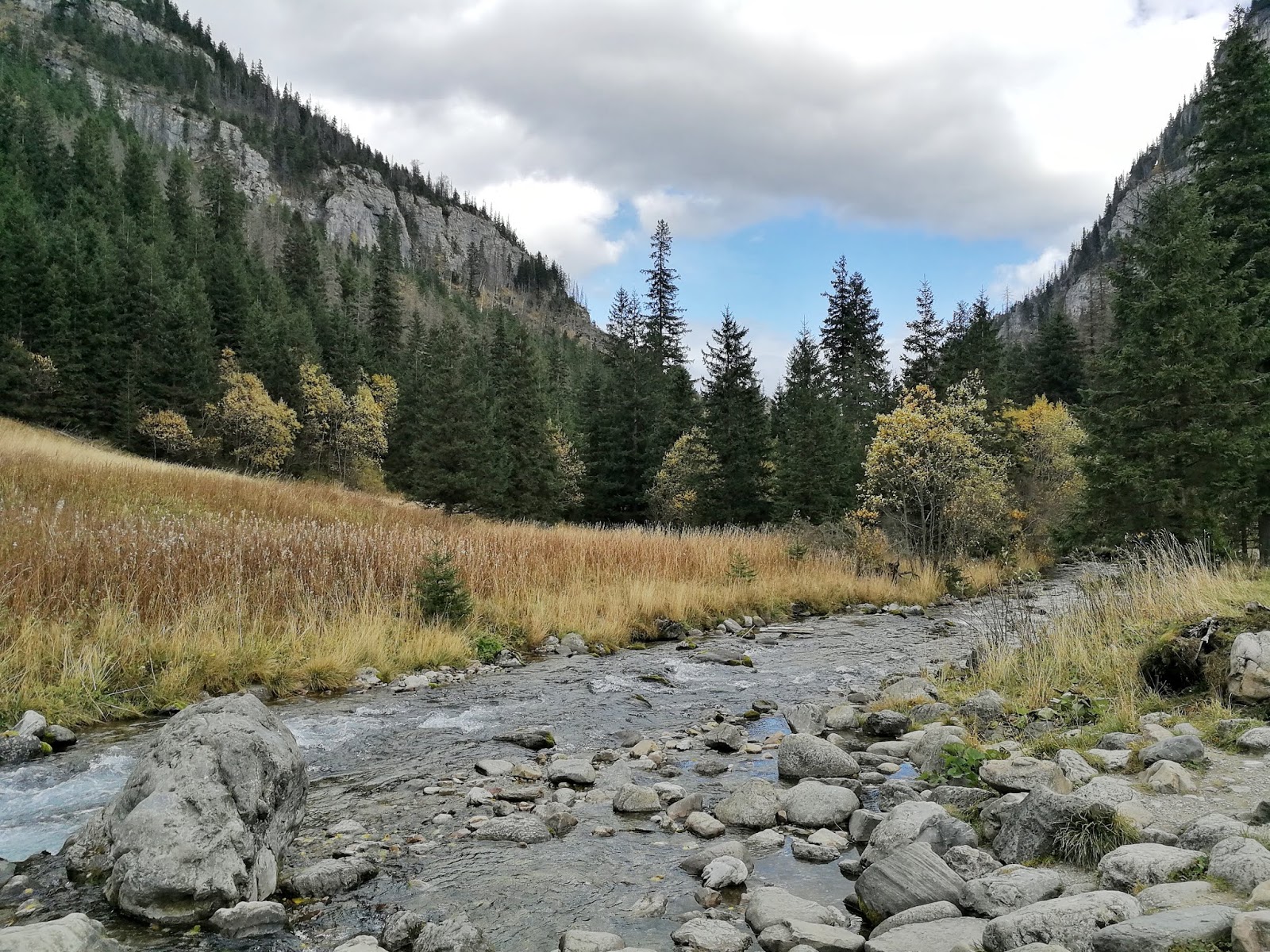 SYKSYINEN PUOLA - TATRAVUORET JA KRAKOVA / Elina Marjaana Travel Blog