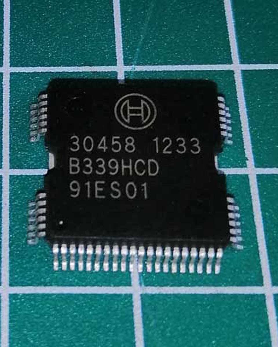 Original Bosch 30458 PQFP-64 IC Chips ECU For BMW Board Main Relay ...