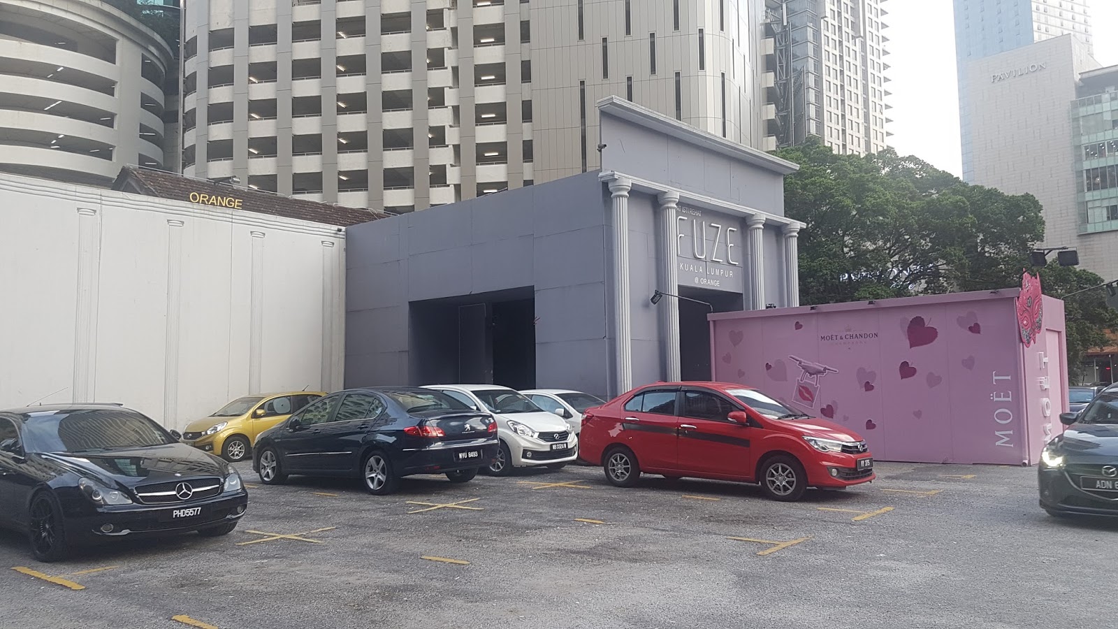 WANDERLUST DJ: Little Rara Thai Noodle House, Jalan Kia Peng, Kuala Lumpur