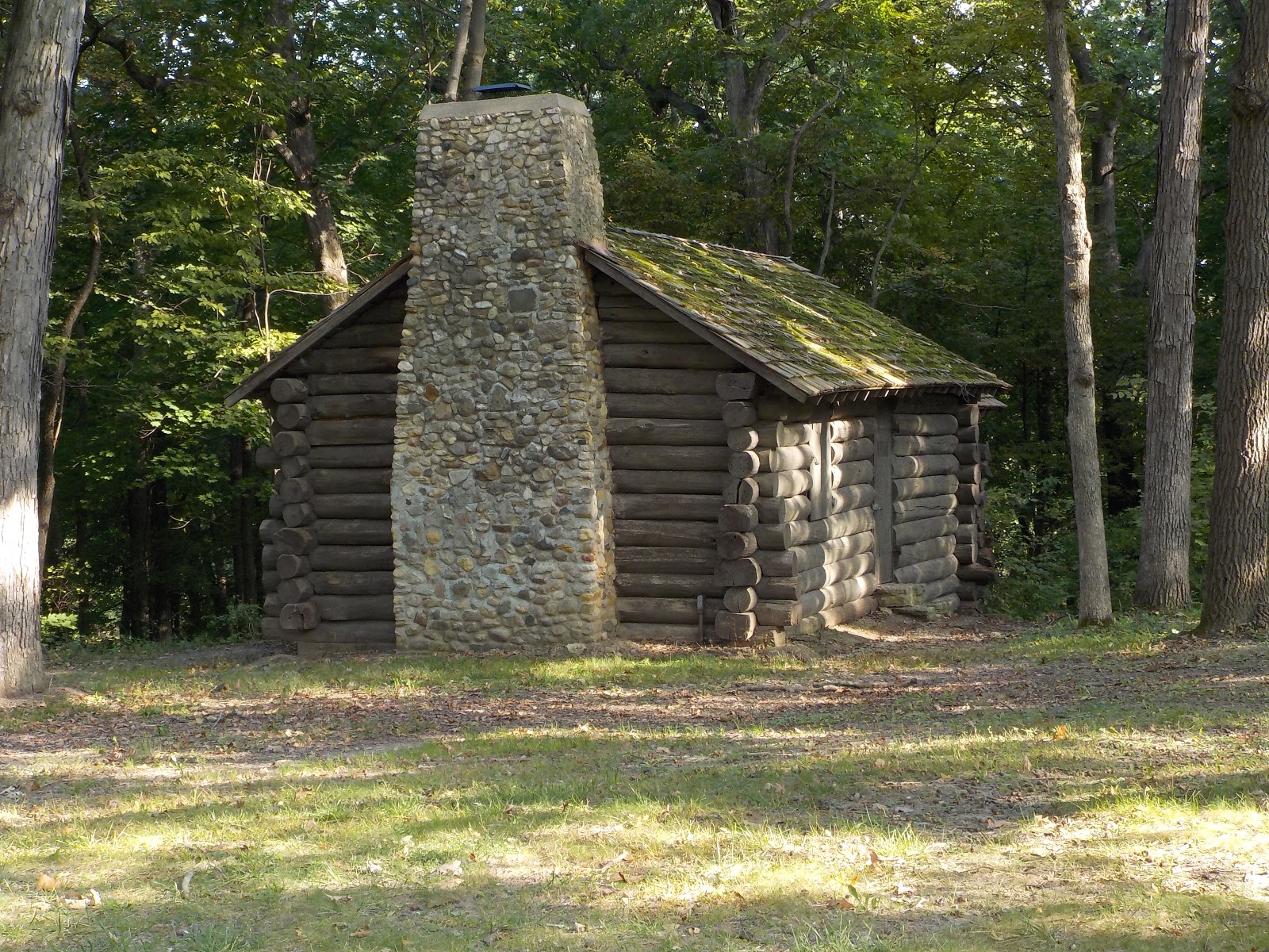 Hike Starved Rock: Matthiessen State Park - Around the Lake and Upper ...