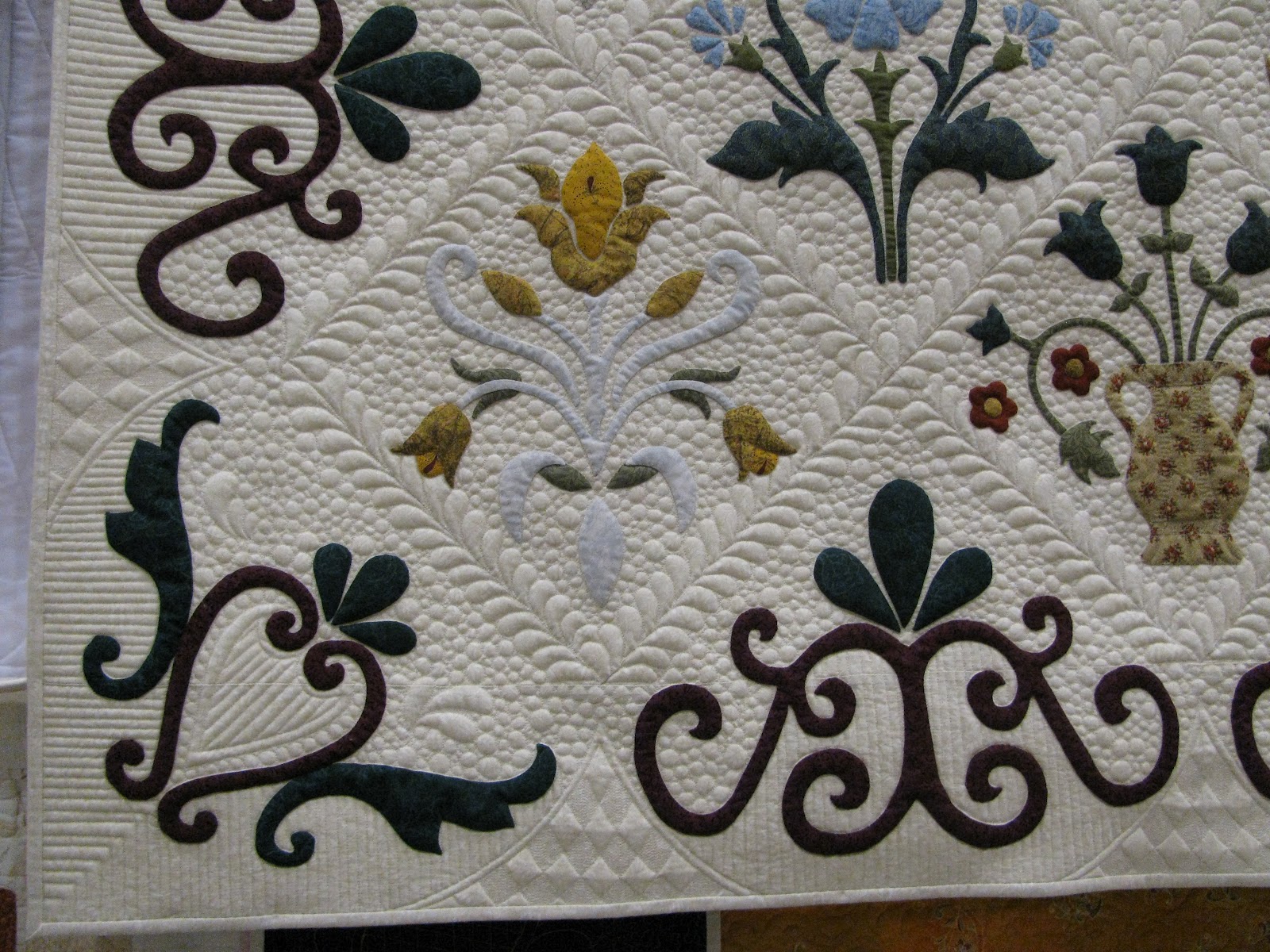 The Secret Life of Mrs. Meatloaf: Common Threads Quilt Show, Part 1