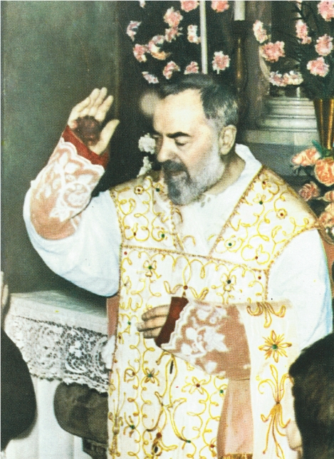 Desideria: Los estigmas del Padre Pío