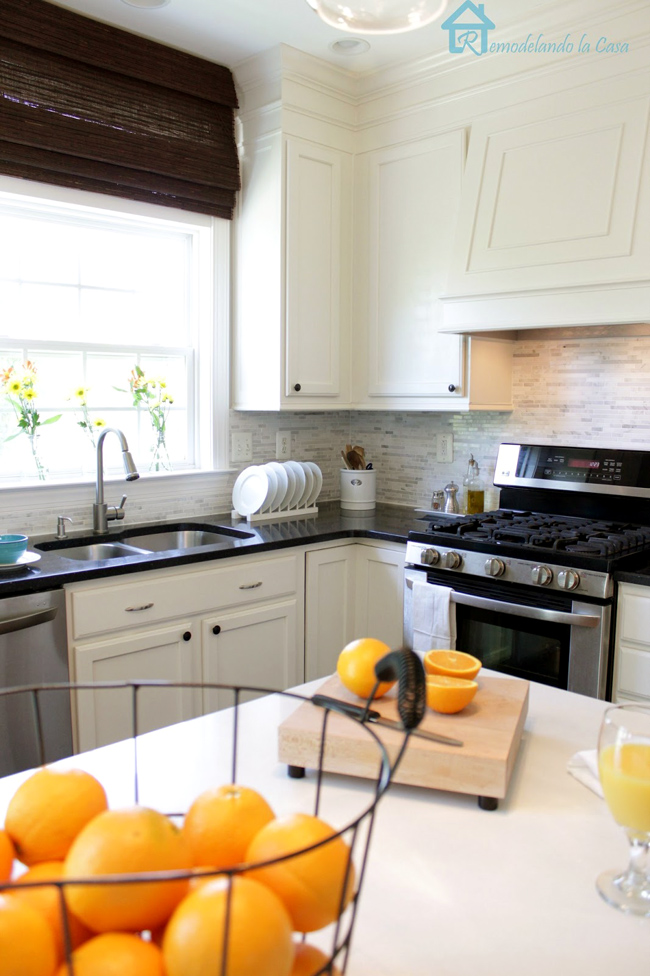 Revamp your Kitchen with The Home Depot - Remodelando la Casa