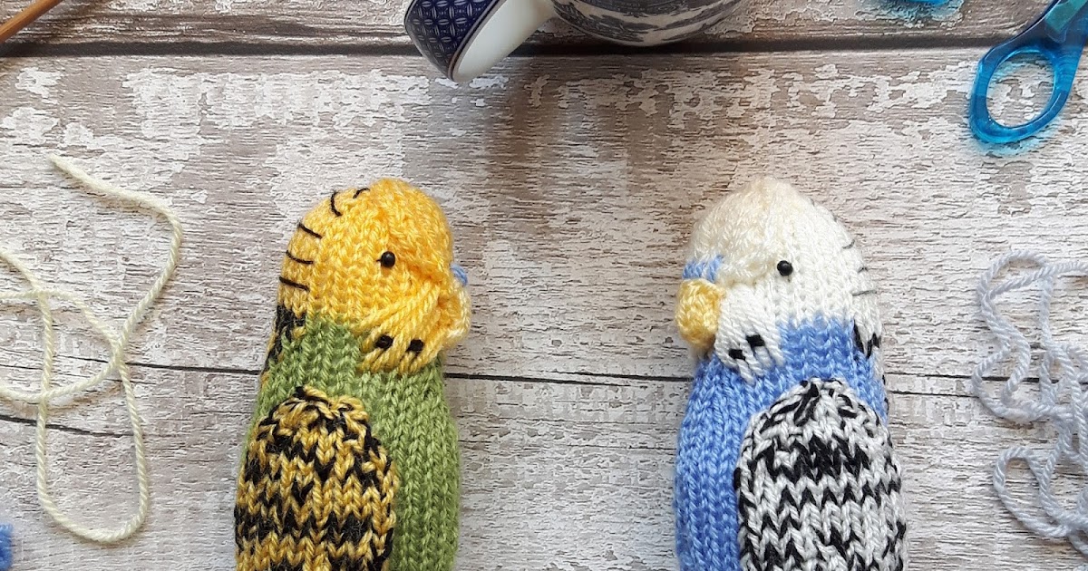 Knit for Victory: Cosy knitted budgies