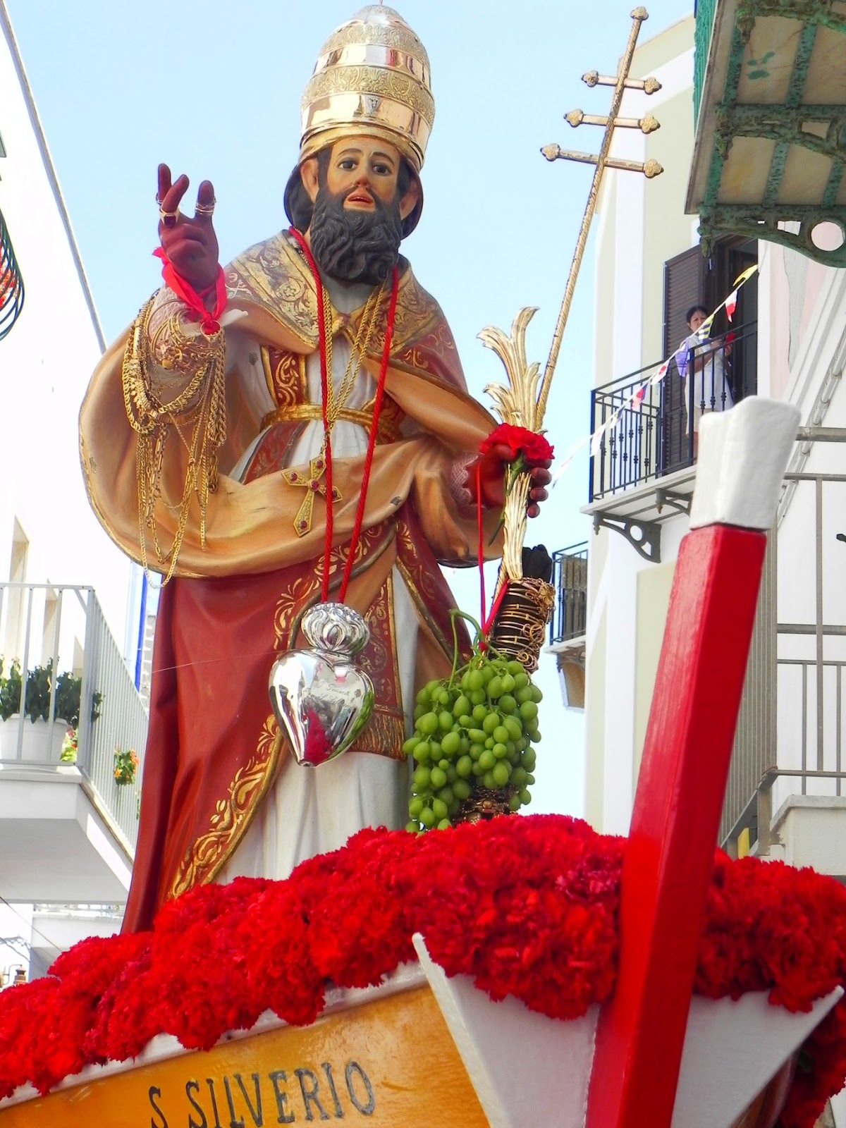 Frammenti di Ponza: La statua di San Silverio