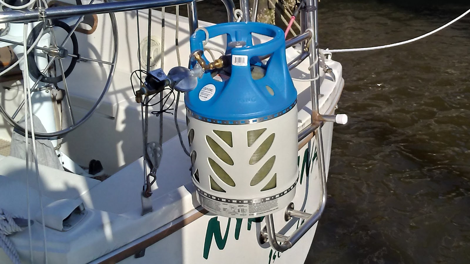 Mid-Life Cruising!!!: The Propane Project!