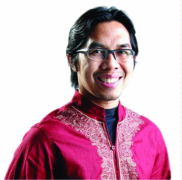 Biografi Ahmad Fuadi | inspirasi publik