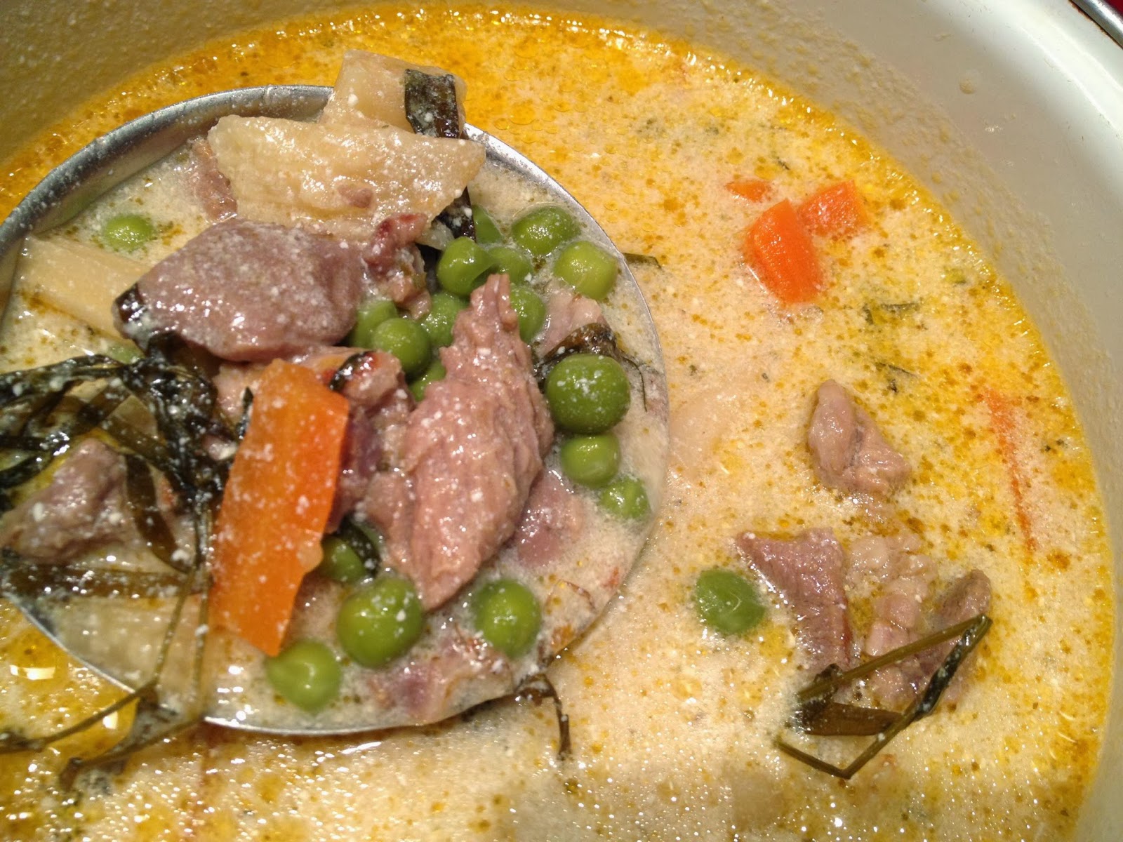 Muska konyhája 2: Tárkonyos sertés raguleves