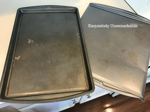 Cookie Sheet Makeover - Exquisitely Unremarkable