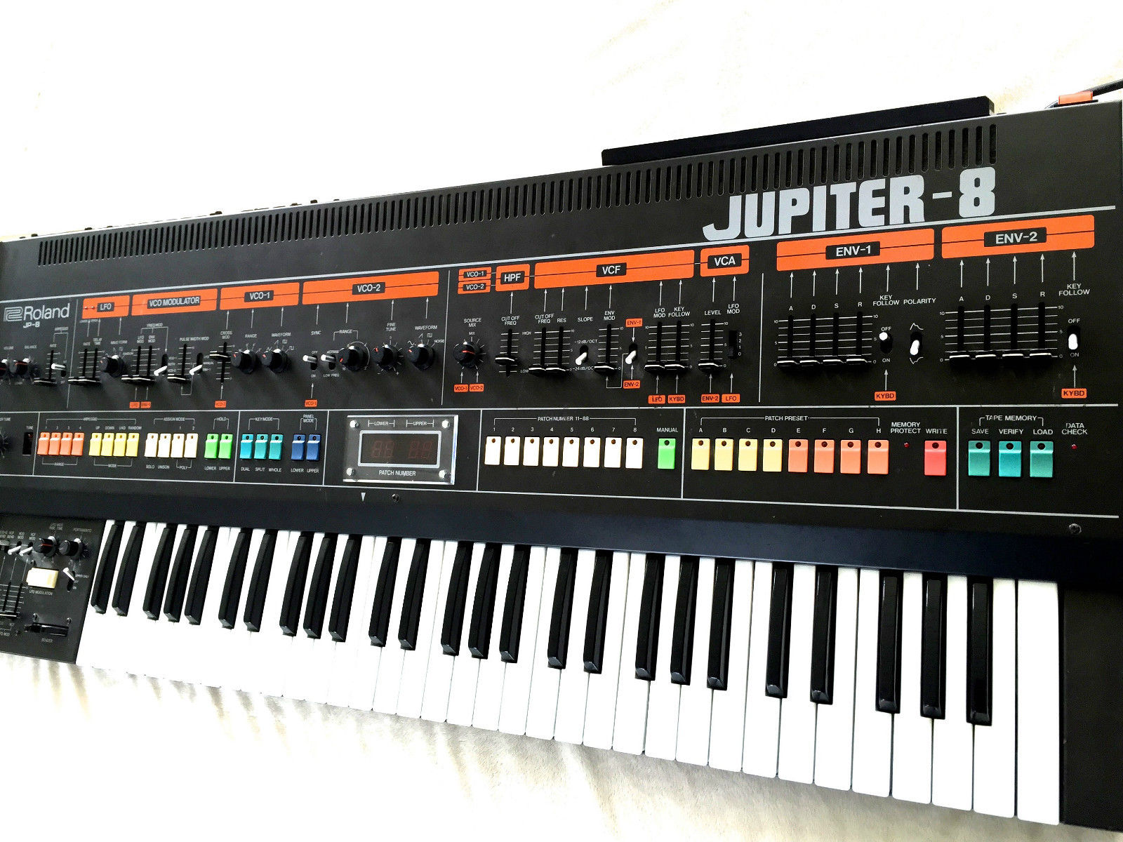 MATRIXSYNTH: Roland Jupiter 8 w/MIDI (Encore)