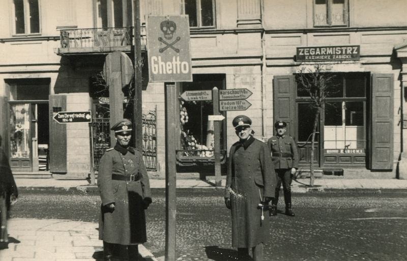 Jim bao Today with ©opyright on all pictu®es and text: Luba Tryszynska ...