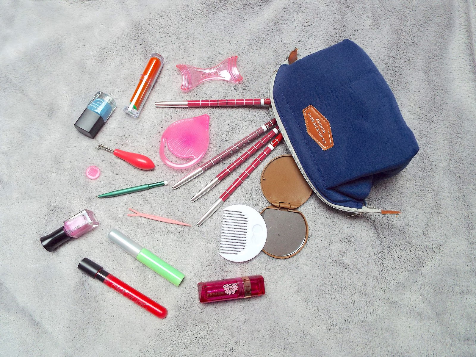 Ma trousse beauté avec NéeJolie - Comme On Est