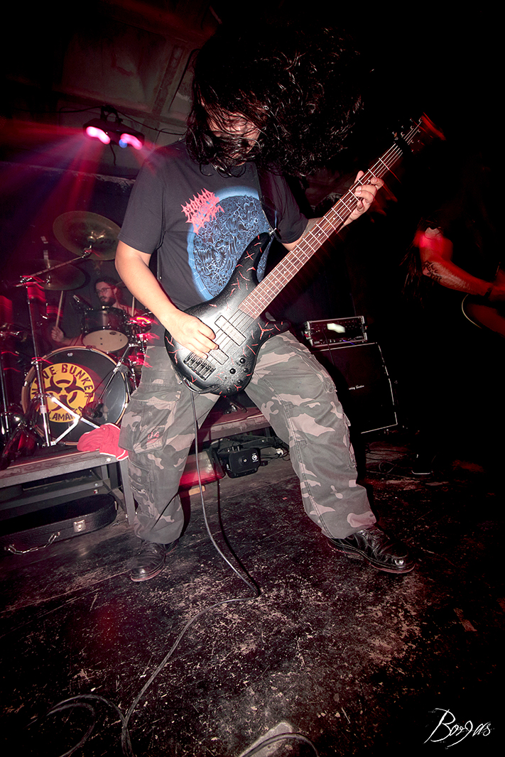 La Biblioteca de Miguel Borgas: Fotos Infrahumano