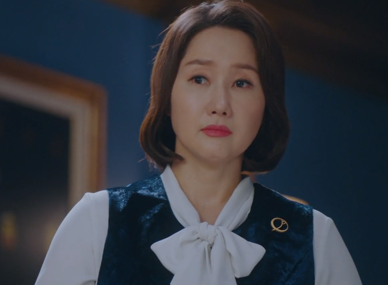 Oppa Noona: K Drama Review: Hotel del Luna (2019) 4.6 || 4.5