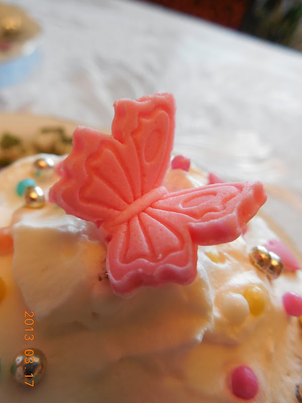 Trandafiri din zahar: Fluturi / fluturasi colorati din zahar praf, 100% ...