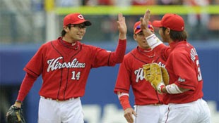 Moeyo Dragons!: Ranking the NPB's Uniforms