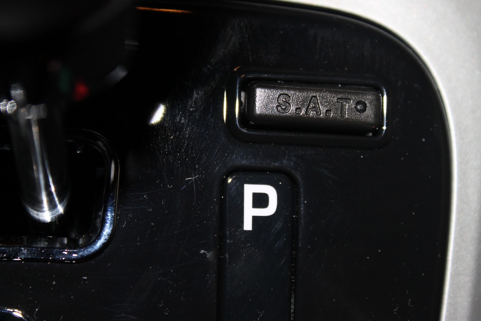 PERODUA SITU SANA SINI: Proton Exora Bold Premium Dan Exora bold ...