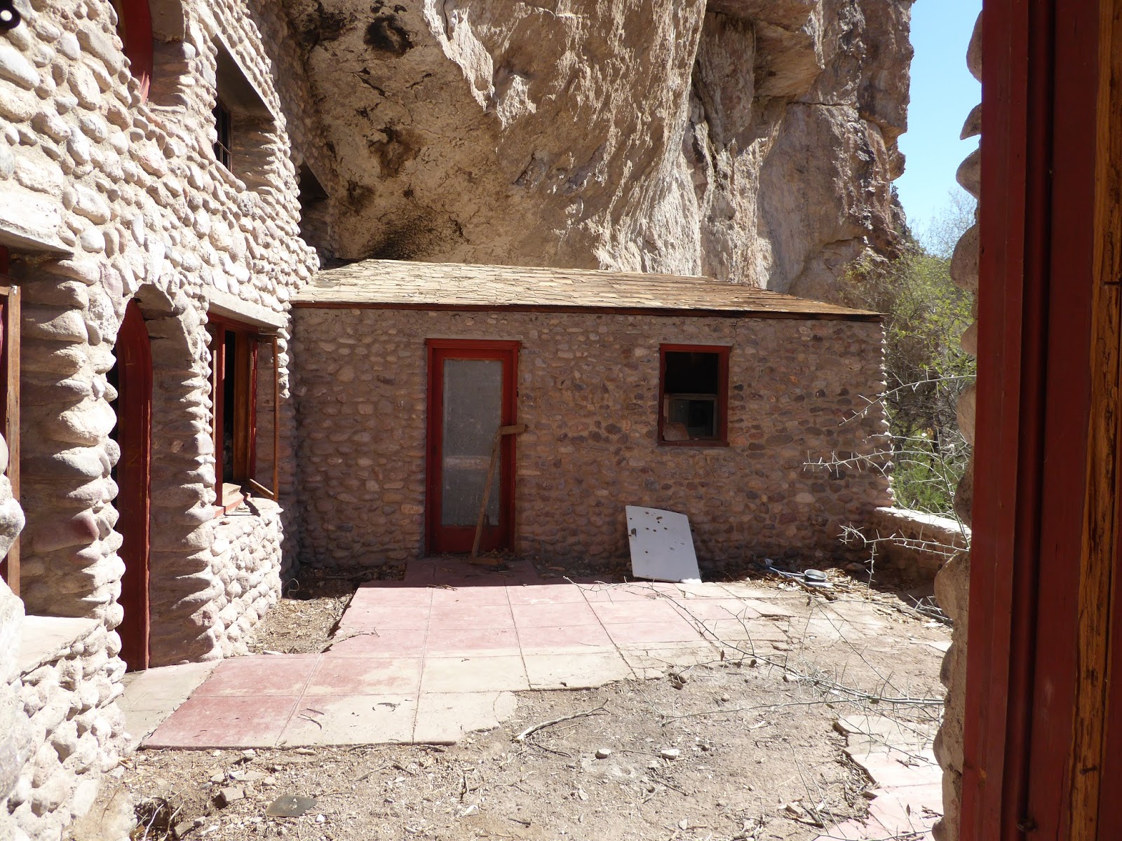 Travels of The Mercury: Redfield Canyon Rock House, AZ, February 2016