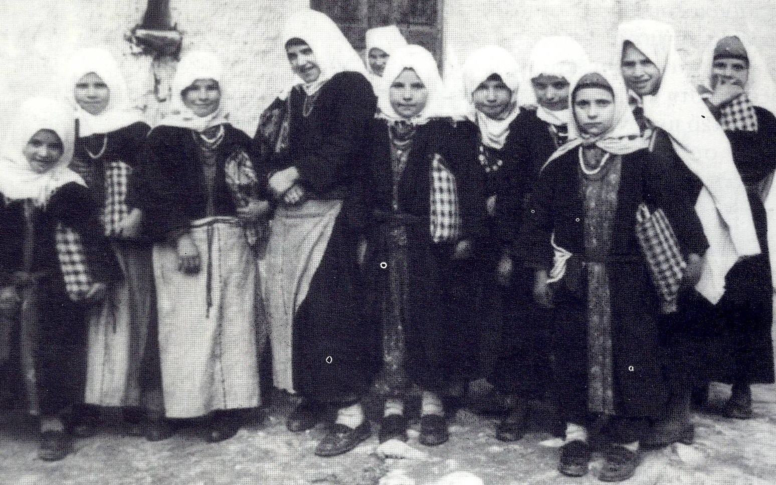 ΠΟΜΑΚΟΧΩΡΙΑ: Οι Πομάκοι τη δεκαετία του 1960 - Φωτογραφικό αρχείο ...