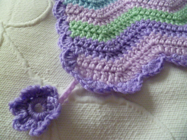 The 8th Gem: CROCHET: Baby Ripple Blanket Edging