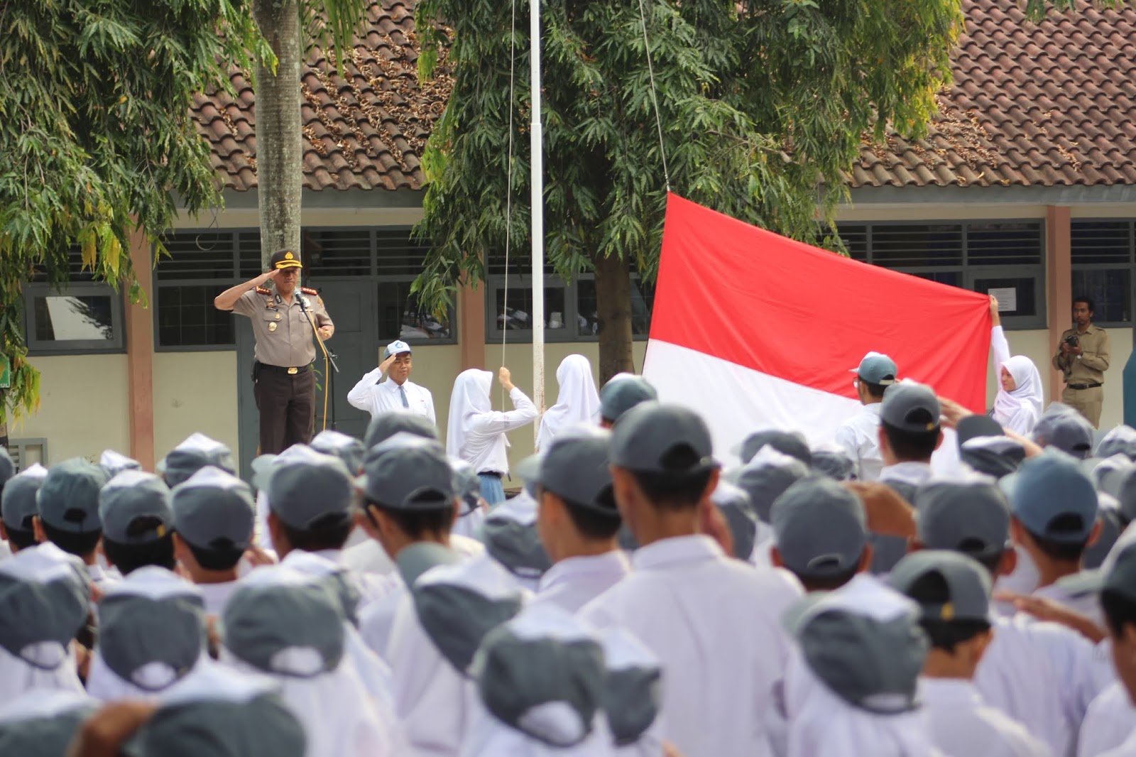 Kapolresta Yogyakarta Jadi Pembina Upacara SMA N 11 Yogyakarta Berikan Motivasi Belajar Siswa ...