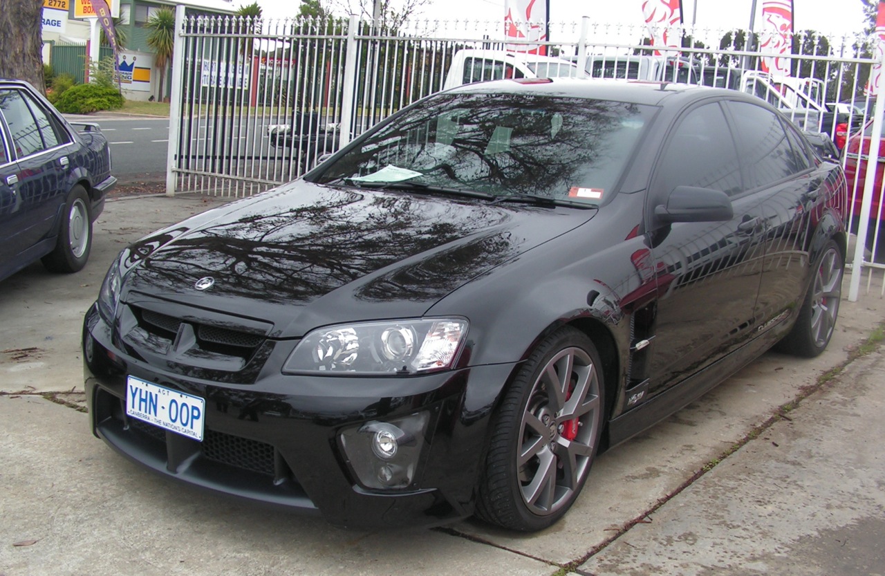 on four wheels: HSV Canberra Owners Club Show'n'Shine - Oct 29 2011