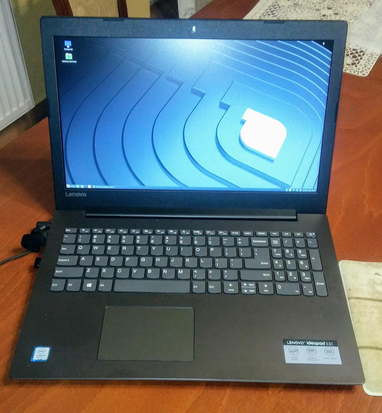 Mint-O-Man: Laptop Lenovo Ideapad 330 15-IKB & Linux Mint 19.2 Mate 64 Bit